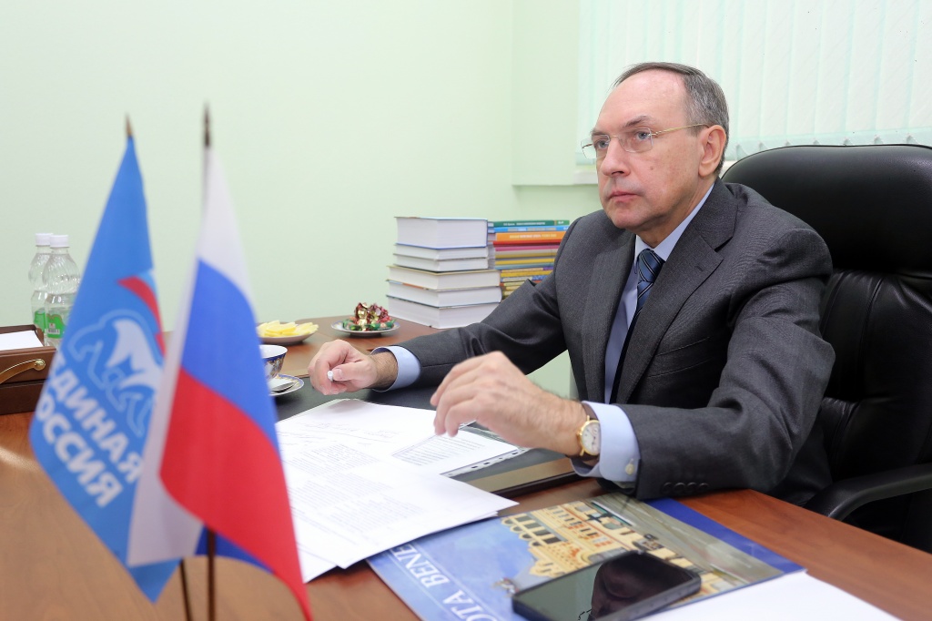 Вячеслав Никонов встретился с избирателями